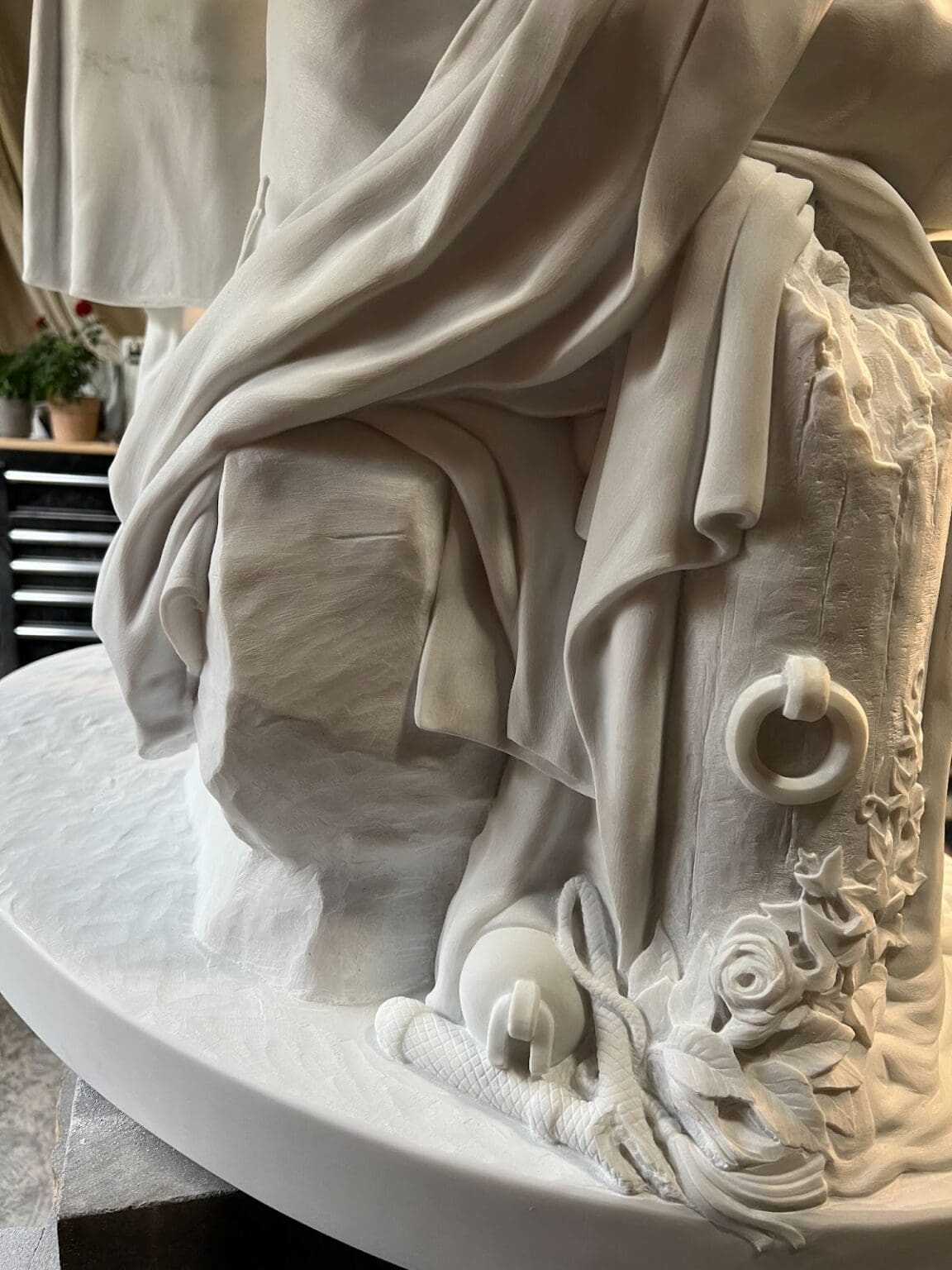 From Quarry to Masterpiece: The Marble Sculpture Process